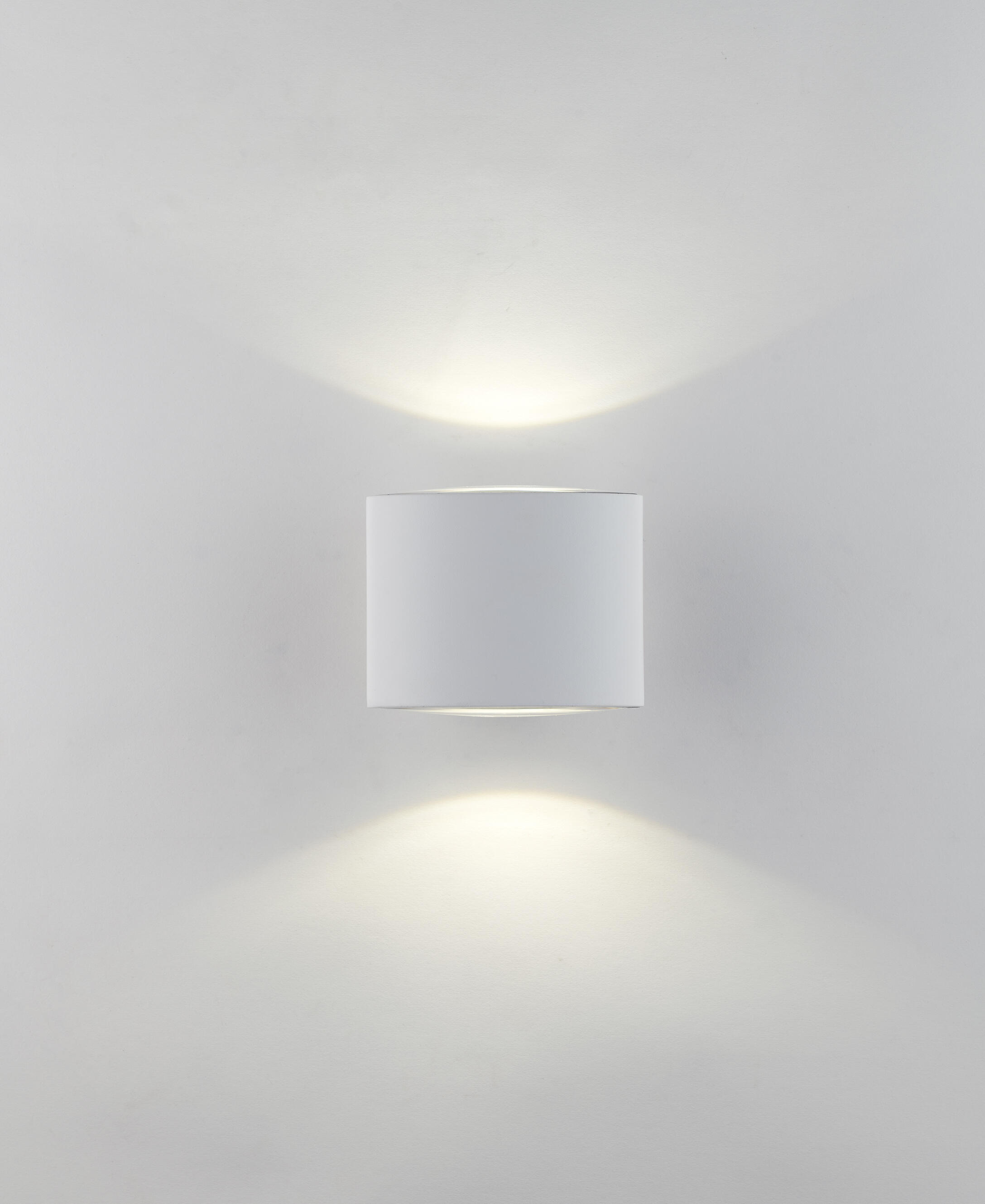 Applique Boxter LED in alluminio, bianco, 8W 700LM IP44 INTEC | Leroy ...