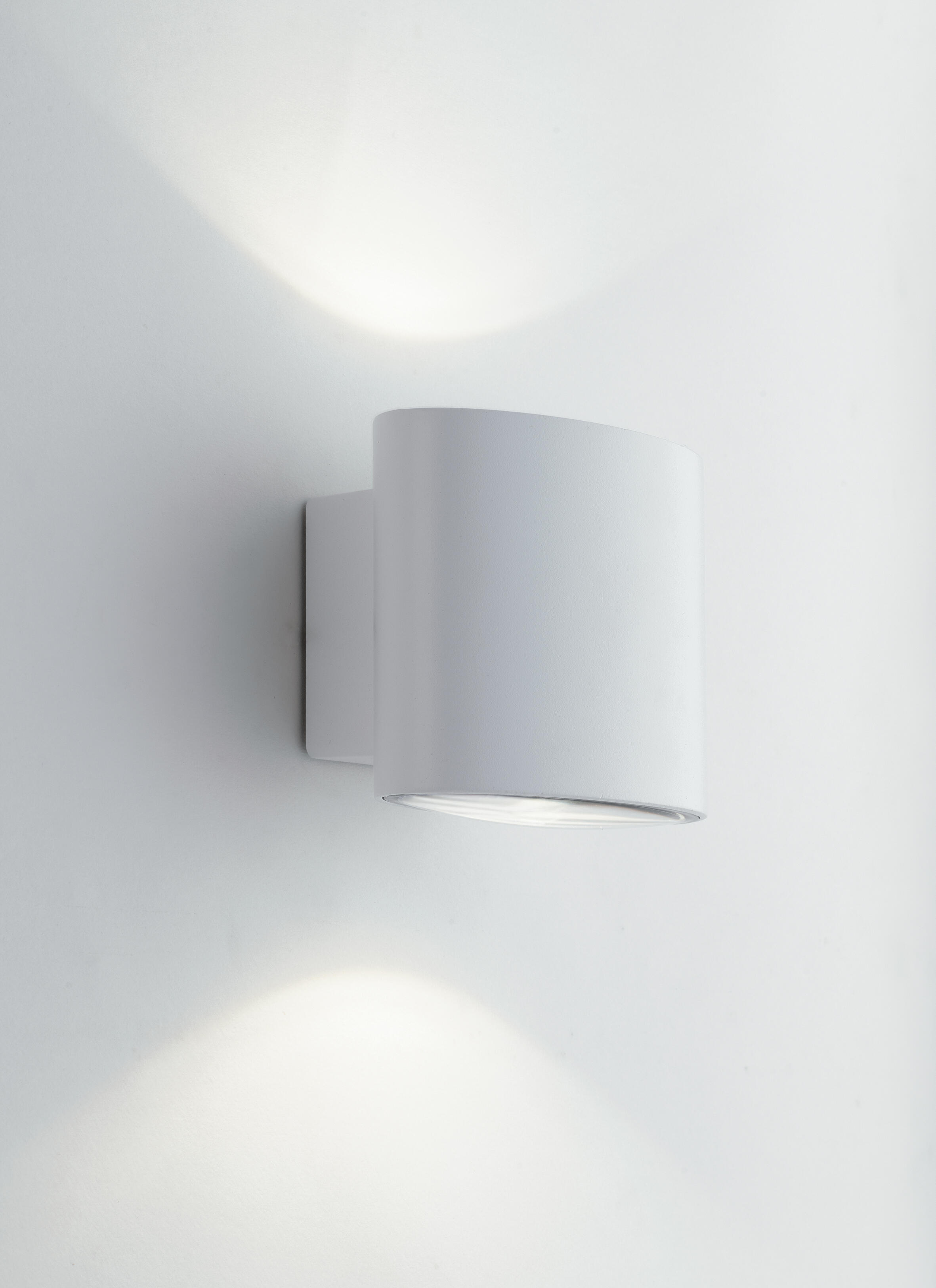 Applique Boxter LED in alluminio, bianco, 8W 700LM IP44 INTEC | Leroy ...