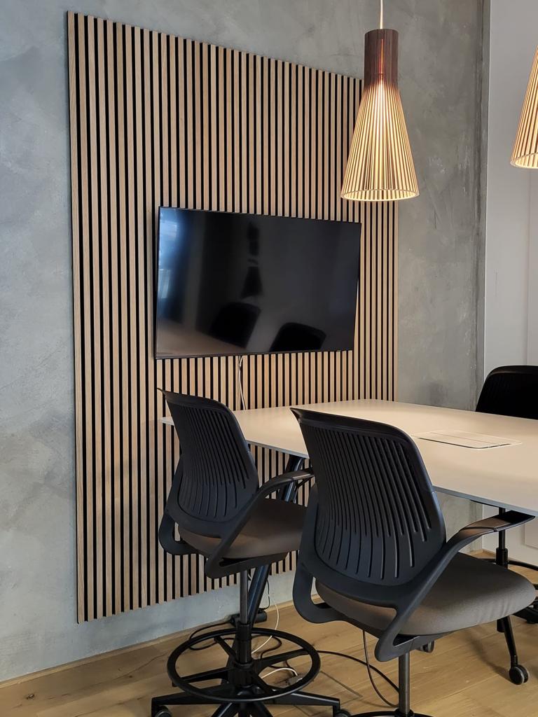 Pannello murale 3D fonoassorbente FIBROTECH rovere chiaro L 250 x H 60 ... Pannello murale 3D fonoassorbente FIBROTECH rovere chiaro L 250 x H 60 ...